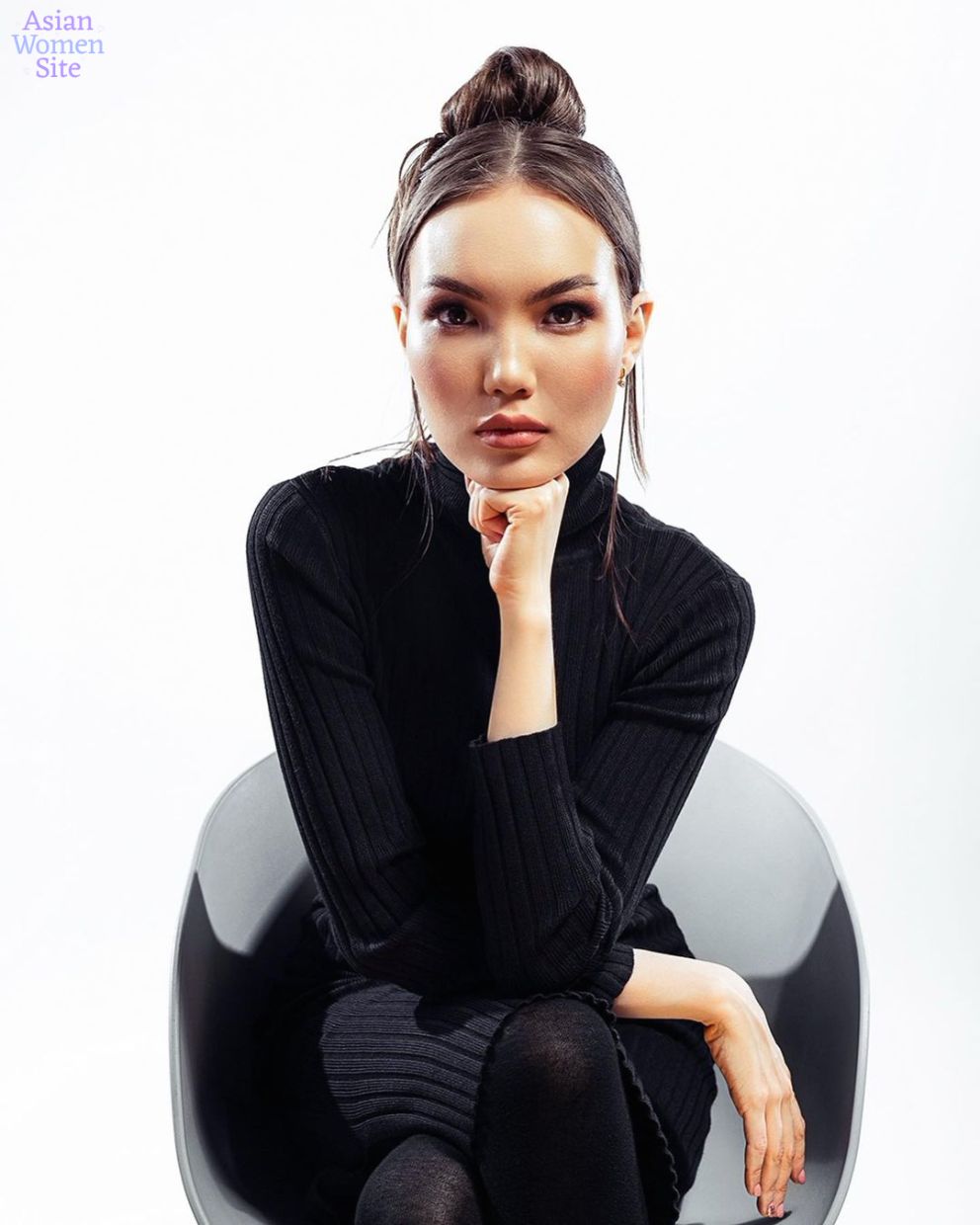 Gorgeous Kazakh Women: What Makes Them the Best Wives?